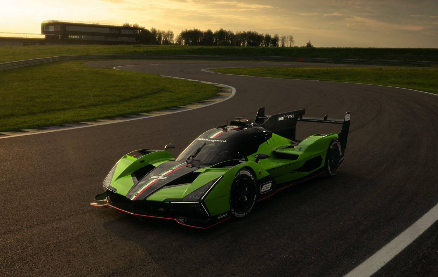 24 Heures du Mans : voici l'Hypercar Lamborghini SC63 LMDh - Les Voitures