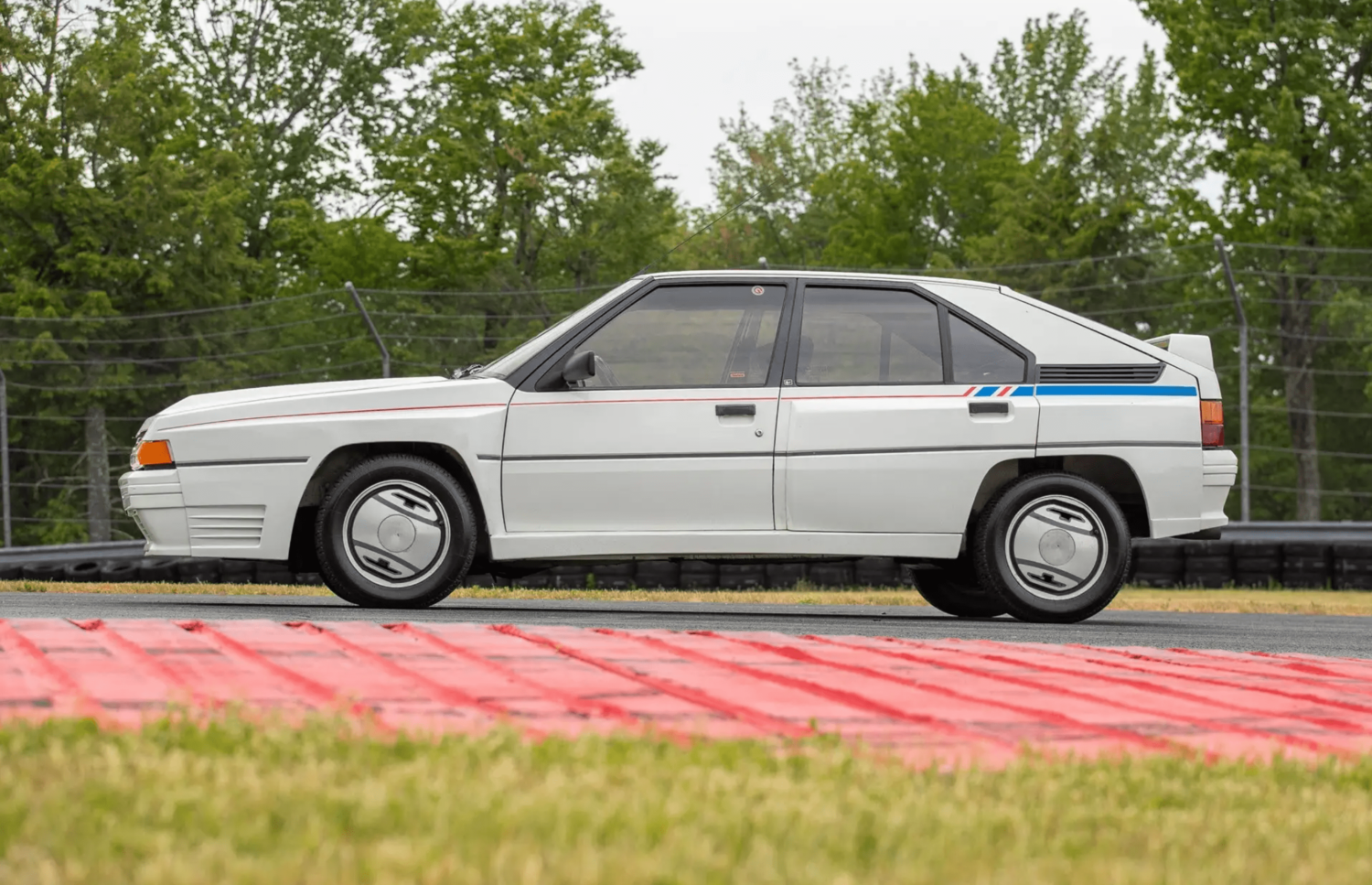 Citroën BX 4TC : une rare youngtimer à vendre - Les Voitures