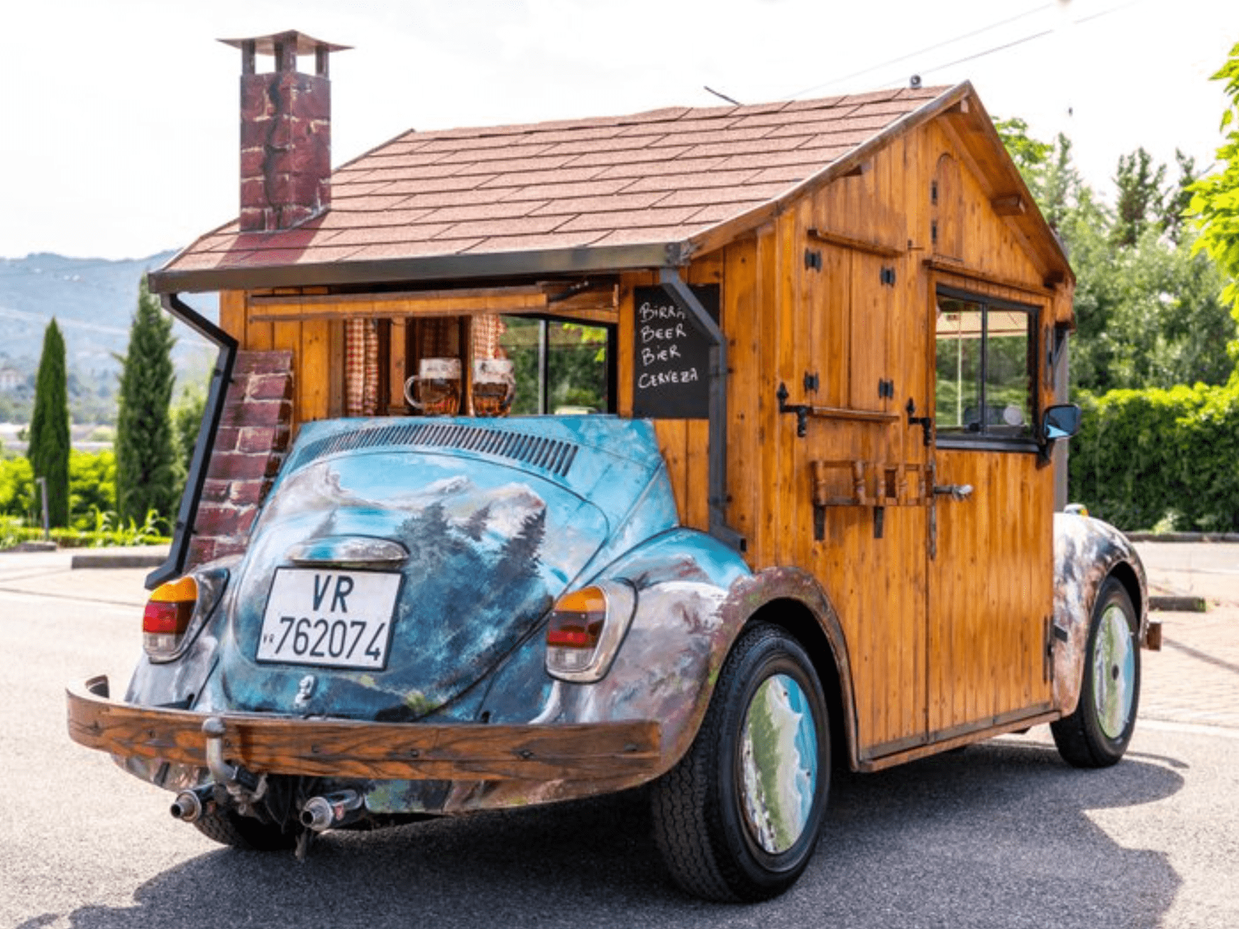 Volkswagen Coccinelle : un insolite camping-car rustique à vendre - Les ...