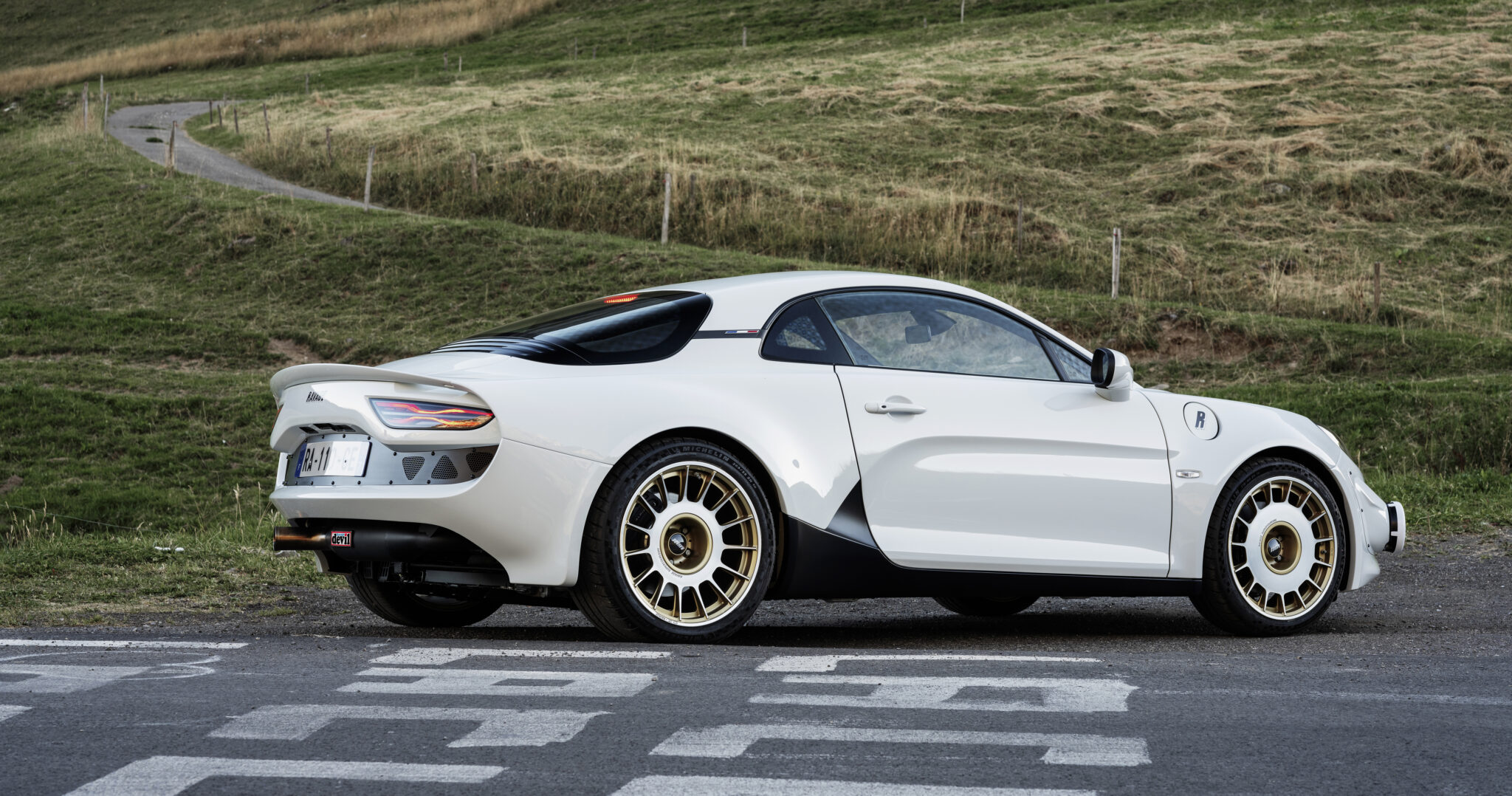 Alpine A110 Ravage Groupe 4 : aussi réussie que radicale - Les Voitures