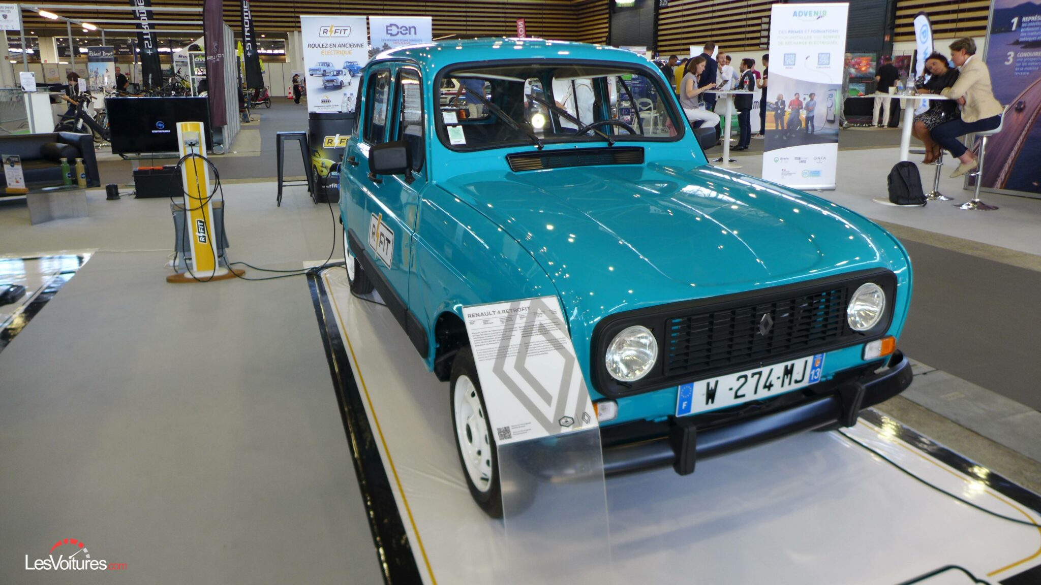 Renault 4 : le kit rétrofit R-Fit au Salon Automobile de Lyon - Les ...