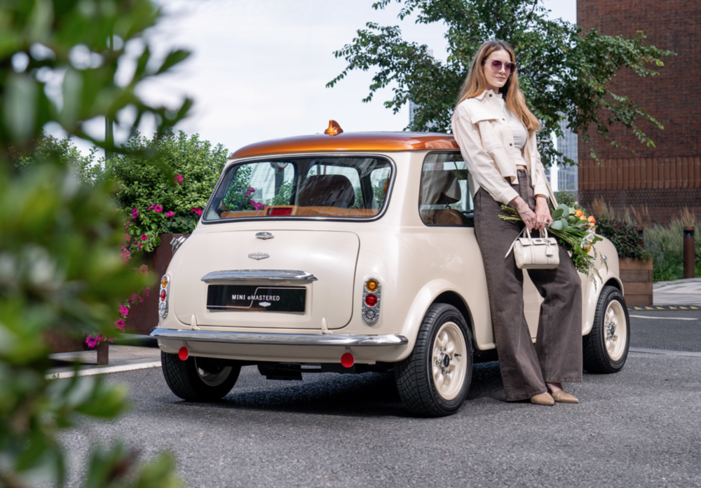 Mini eMastered : un rétrofit facturé plus de 143 000 € pour 177 km d ...