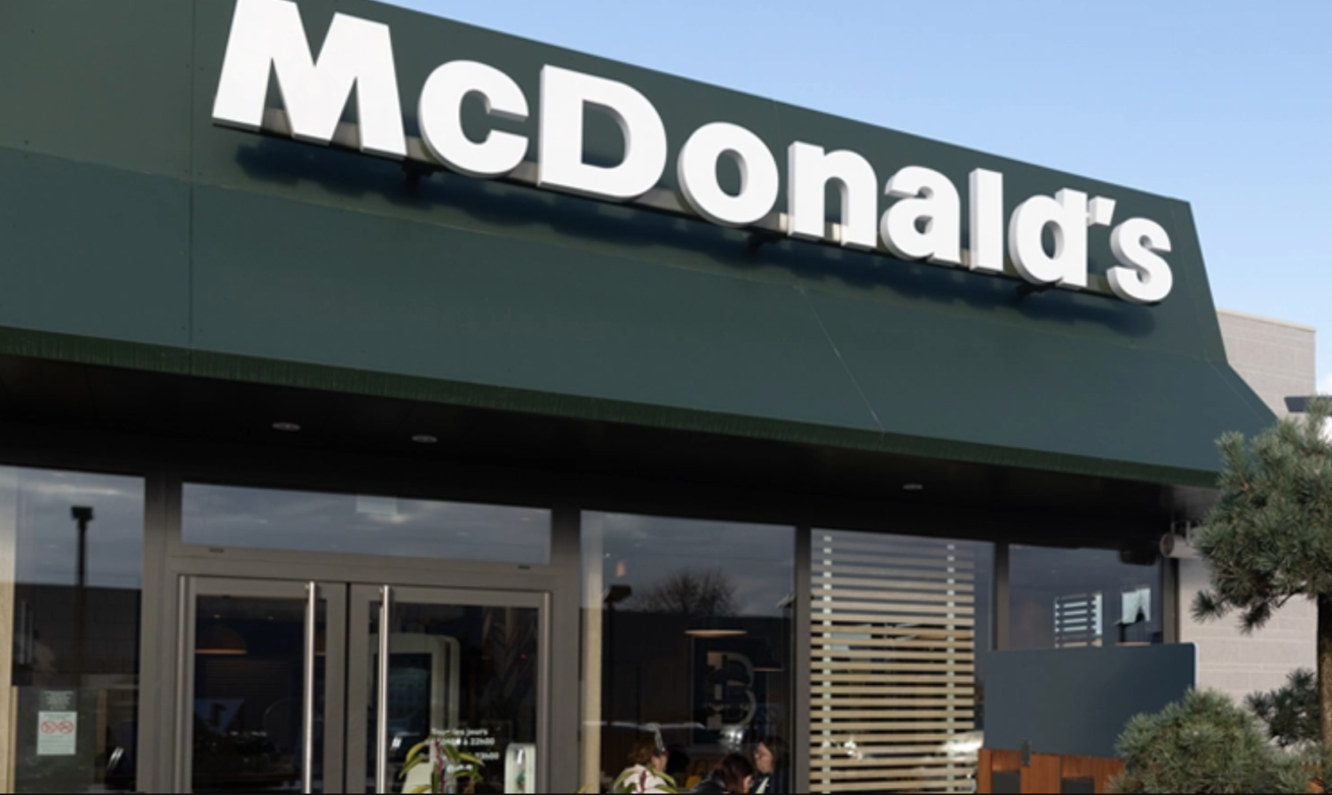 Voiture électrique : des bornes de recharge de 150 kW disponibles chez ...