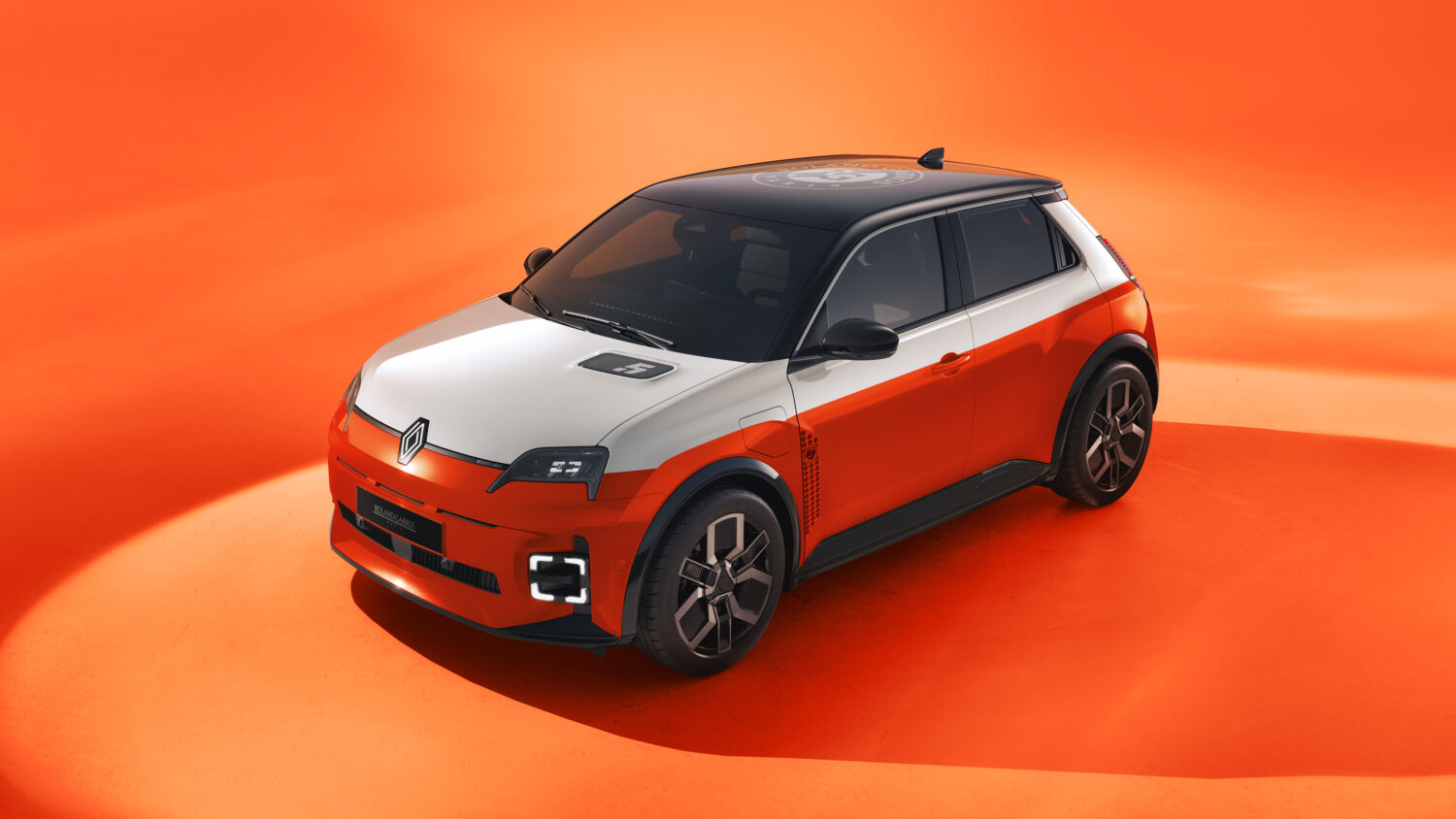 Renault 5 E-Tech electric : bientôt une finition "Roland-Garros" - Les ...