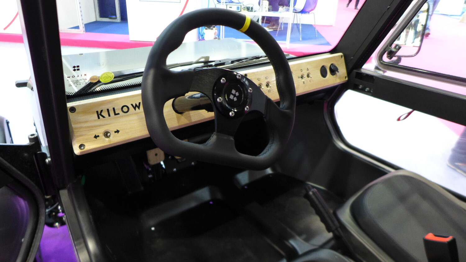 Kilow La Bagnole : la seule voiture française des JO Paris 2024 face à ...