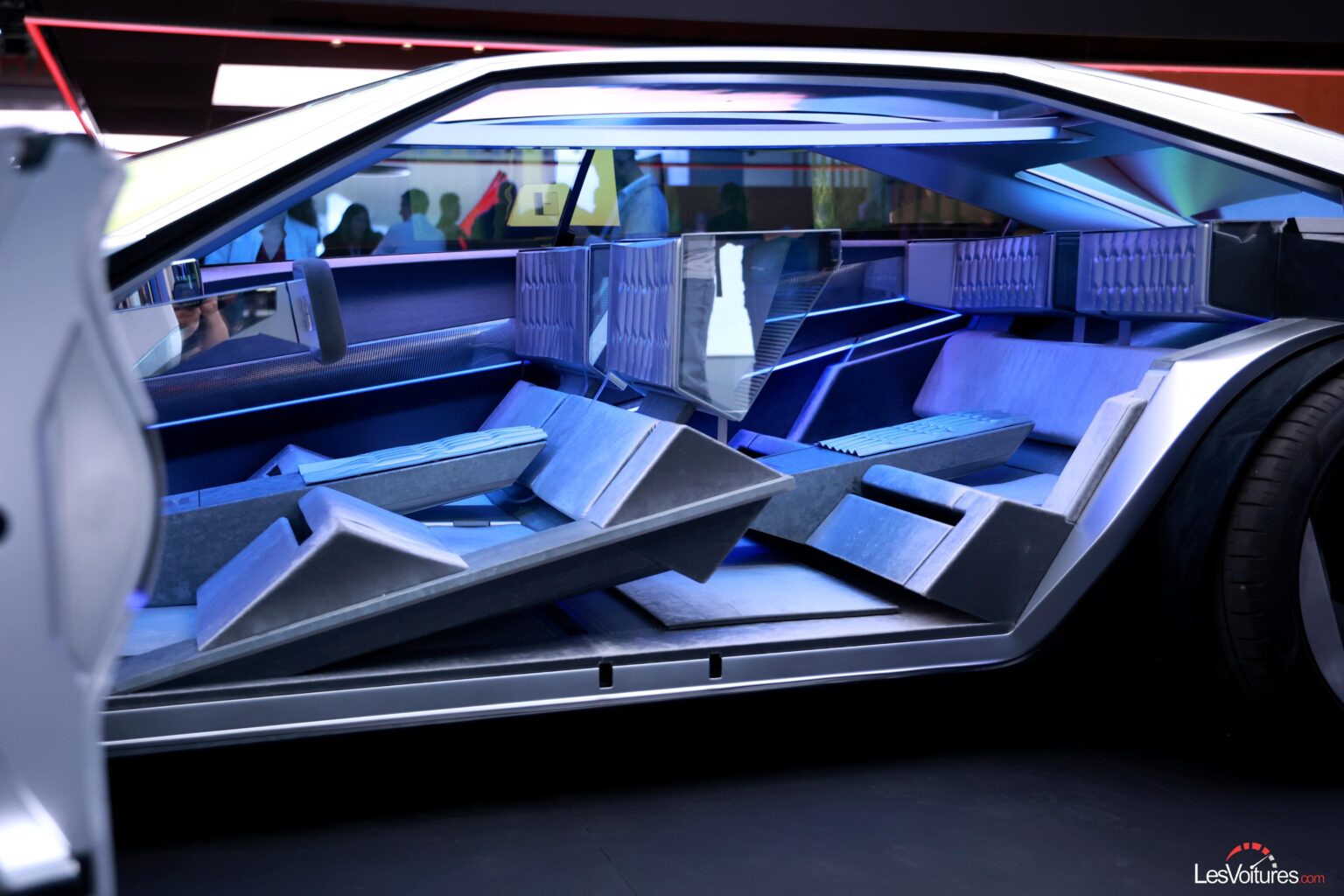 Peugeot Inception Concept : concept-car de rêve du Mondial de L'Auto ...