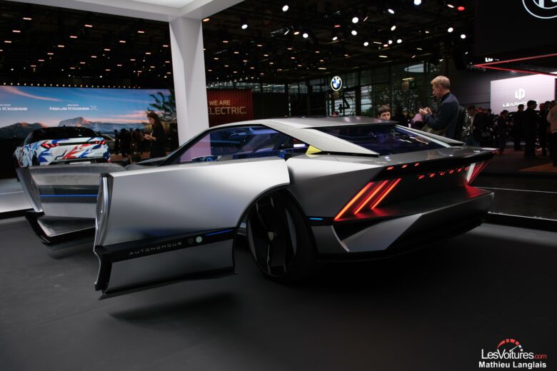 Peugeot Inception Concept : concept-car de rêve du Mondial de L'Auto ...