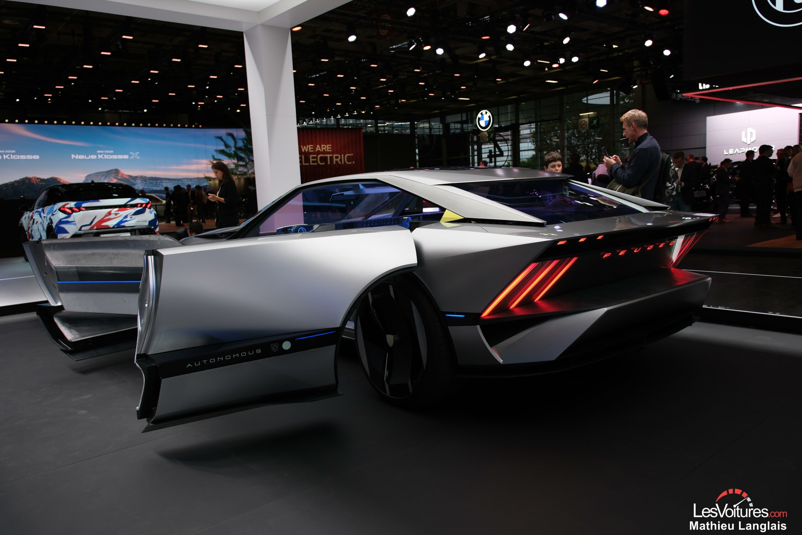 Peugeot Inception Concept : concept-car de rêve du Mondial de L'Auto ...