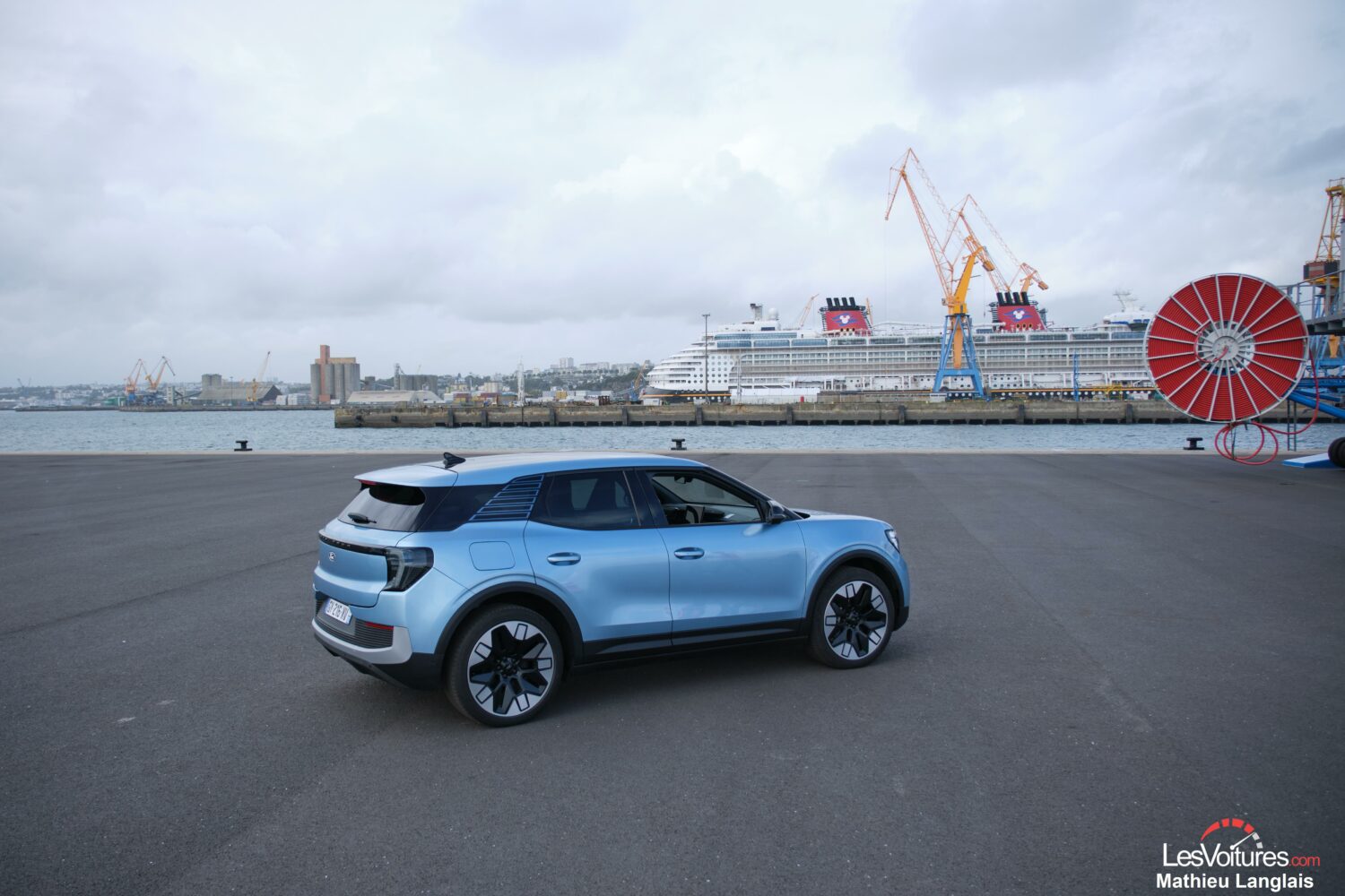 Ford Explorer : SUV 100% électrique et 100% européen, essai - Les Voitures