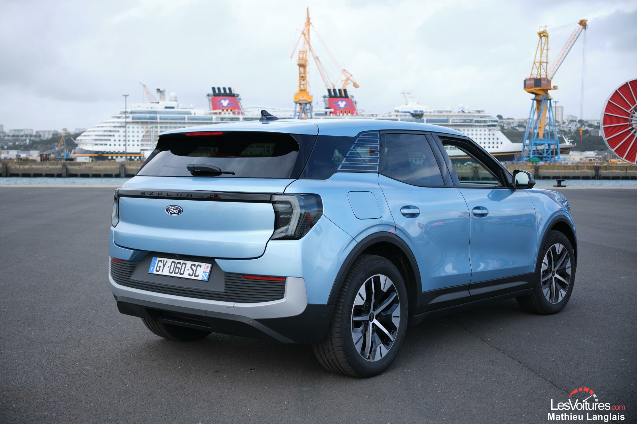 Ford Explorer : SUV 100% électrique et 100% européen, essai - Les Voitures