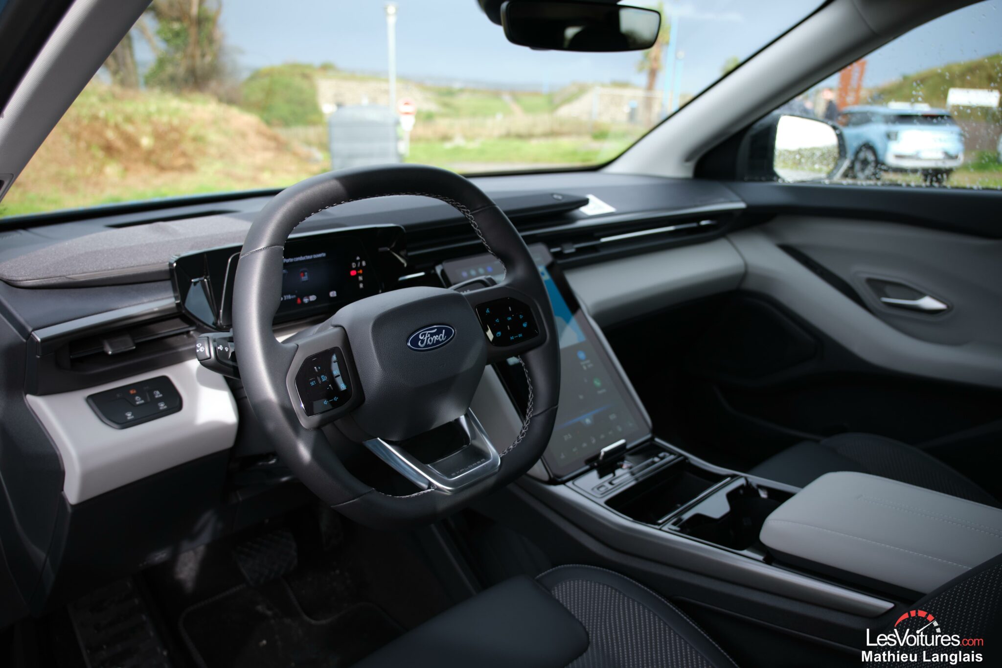 Ford Explorer : SUV 100% électrique et 100% européen, essai - Les Voitures