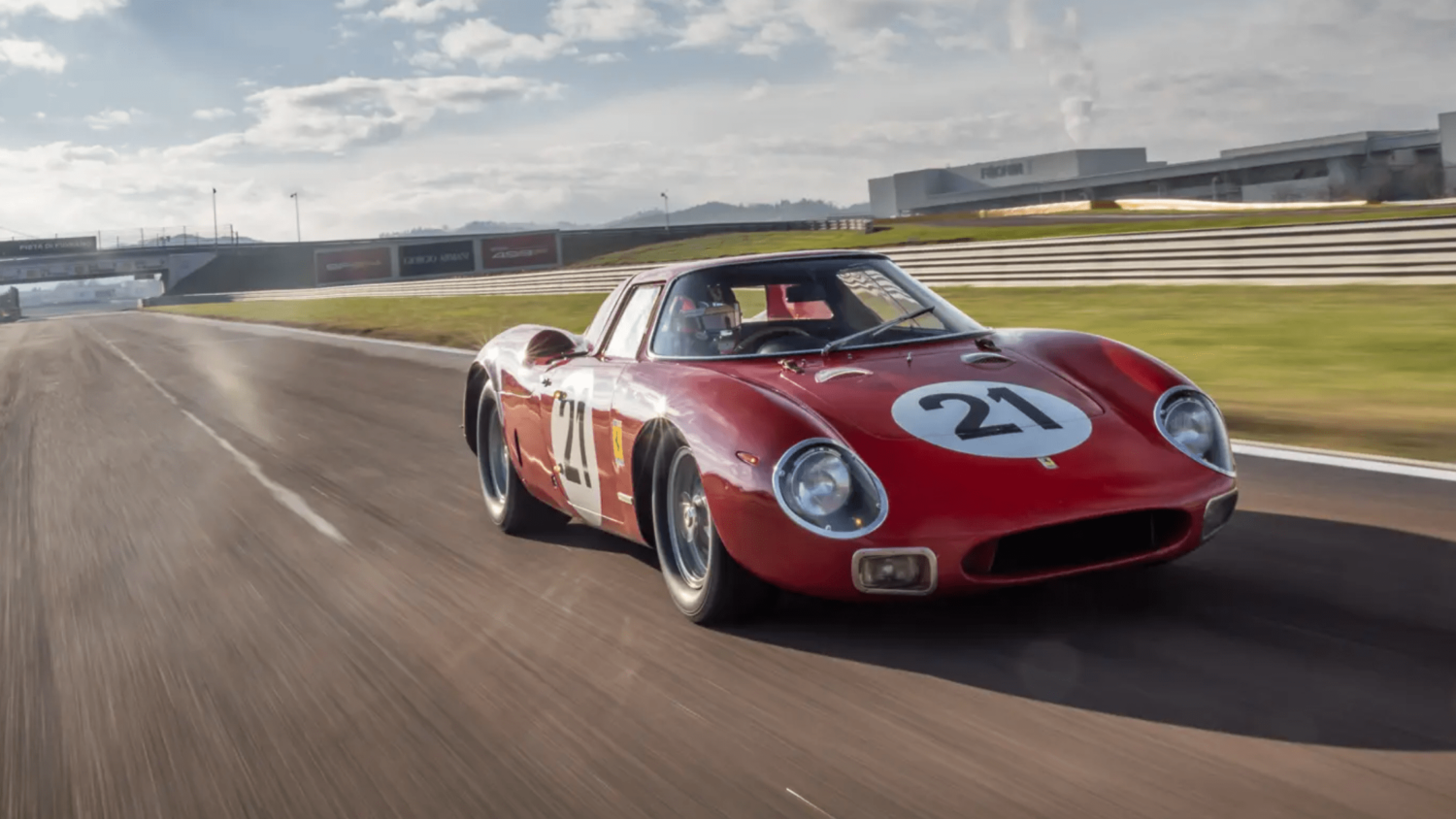 24 Heures du Mans : la Ferrari 250 LM victorieuse en 1965 vendue 35 M€ - Les Voitures