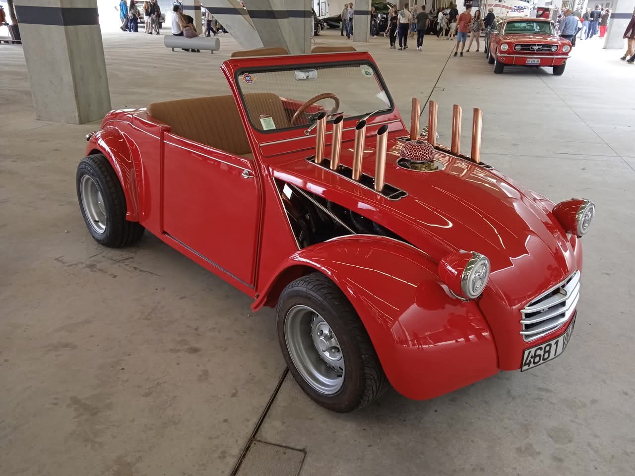 Citroën 2CV : voici la "2 Deuch' Buick V8" du Hot Wheels Legends Tour ...