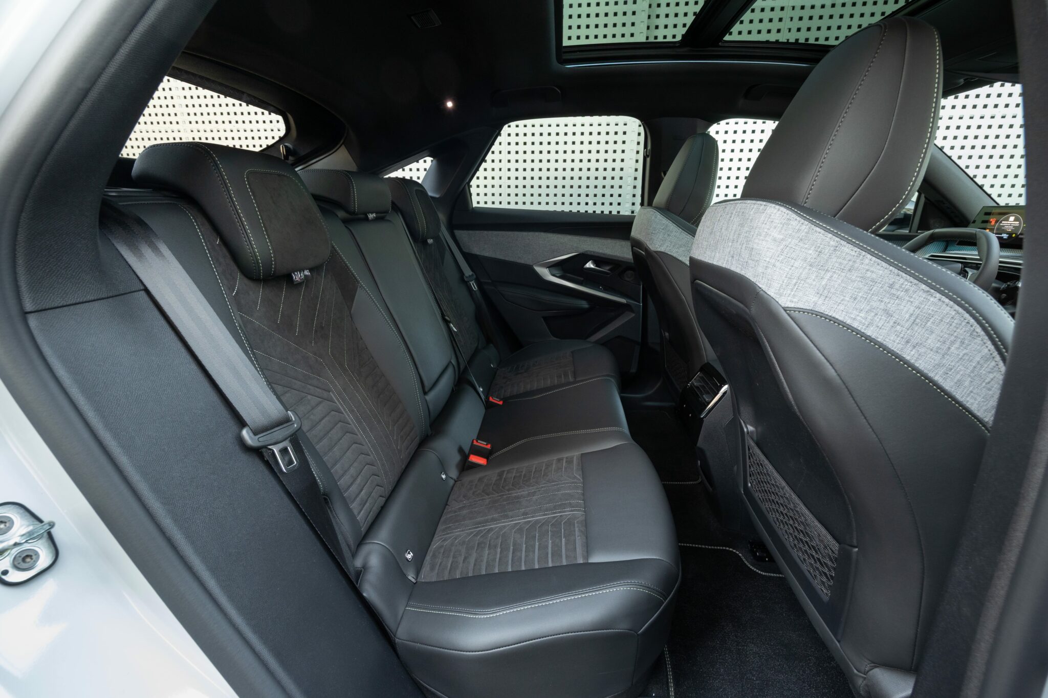 Peugeot e-3008 Dual Motor : deux c'est enfin mieux qu'un, essai - Les Voitures