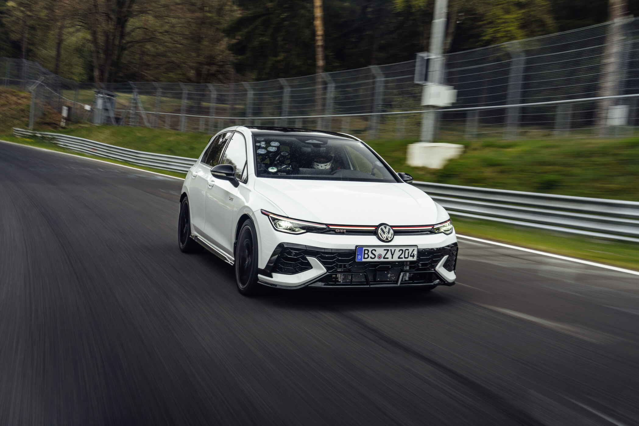 Volkswagen Golf GTI Edition 50 : la plus rapide des Volkswagen de série ...