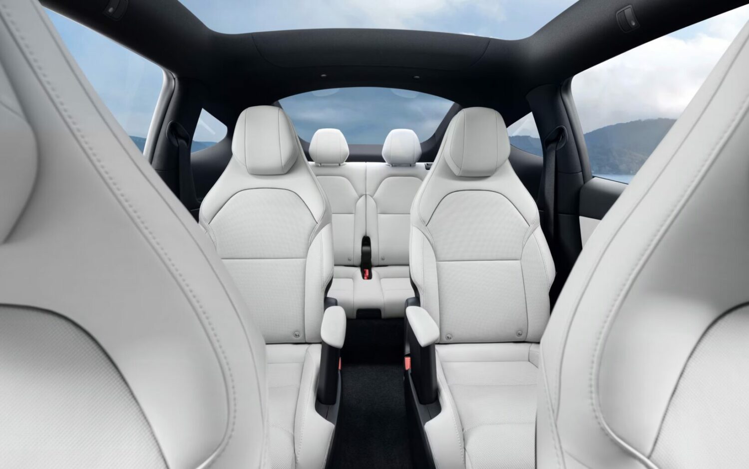 Tesla Model YL : six places, mais pour quoi faire ? - Les Voitures