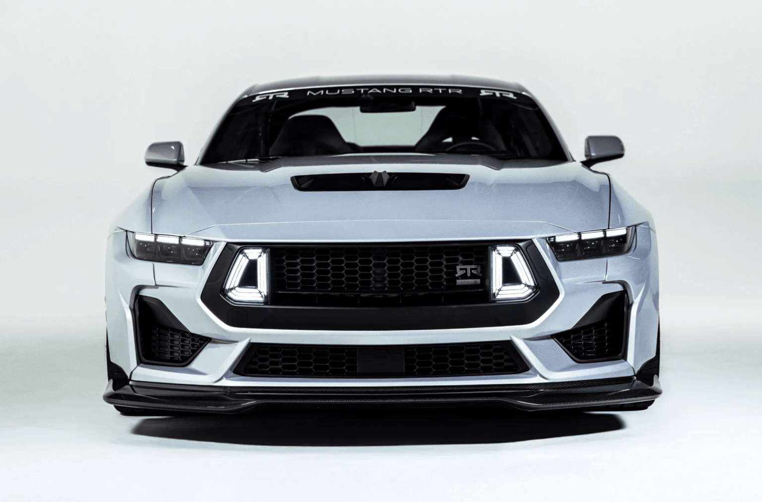 Ford Mustang RTR Spec 5 : 882 ch pour une Mustang hors normes - Les ...